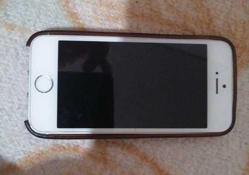 Телефон iPhone