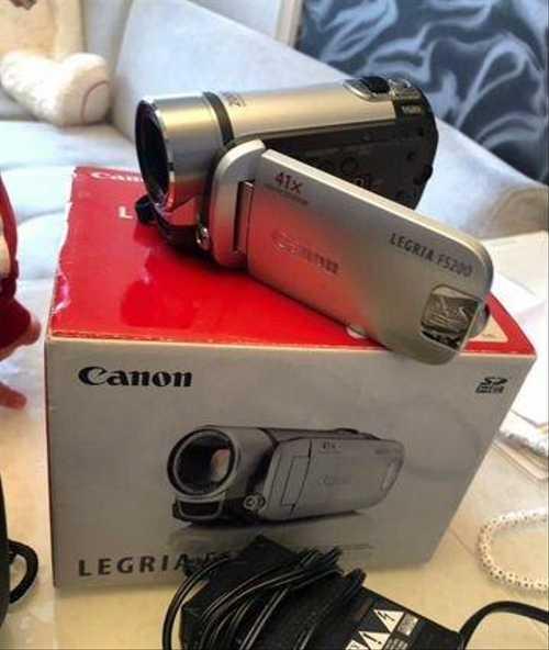 Камера canon,legria fs 200