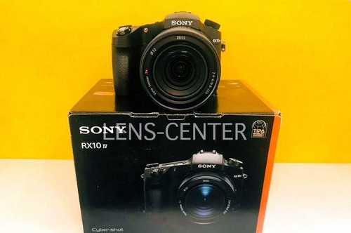 Sony Cyber-Shot DSC- RX10 M4 (M IV)