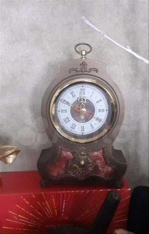 Часы настольные(каминные) янтарь СССР