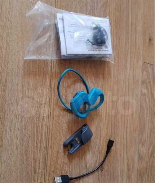 Продаю наушники Sony walkman nw-ws414