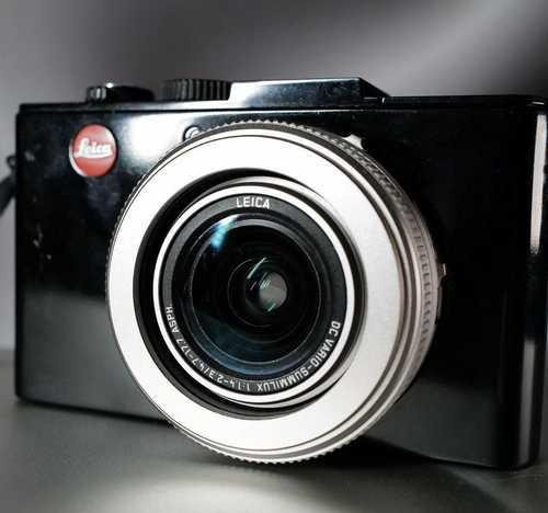 Leica D-Lux 6 с богатым комплектом