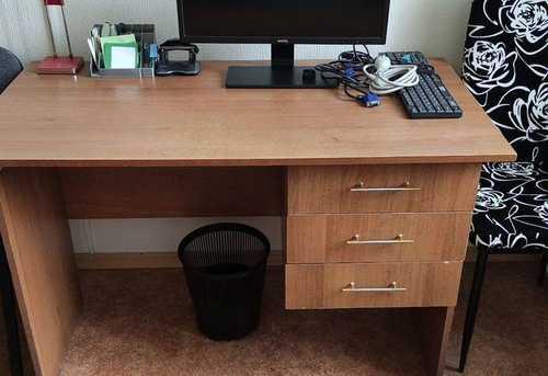 Письменный стол, компьютерный стол