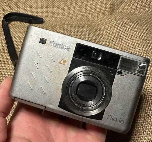 Konica Revio