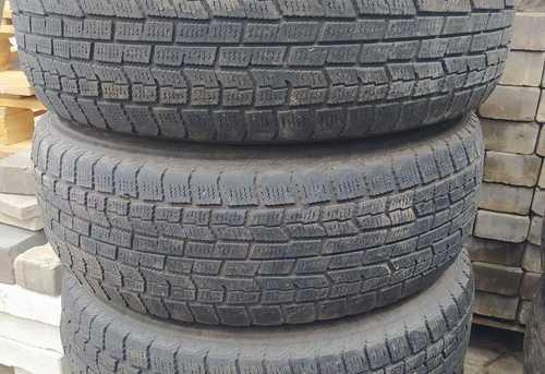 Accelera Beta 205/70 R15