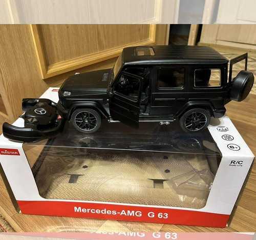 Радиоуправляемая машинка Mercedes-Benz G63 AMG