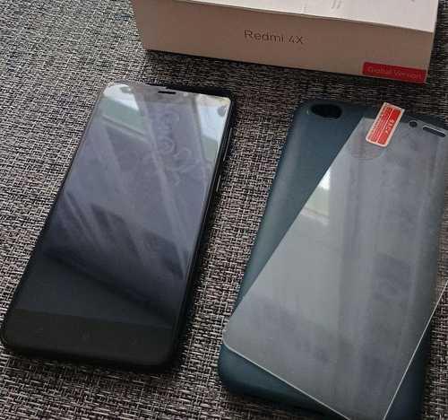 Xiaomi Redmi 4X, 3/32 ГБ