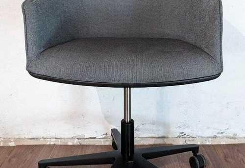 Кресло Vitra Softshell Chair by R&E Bouroullec