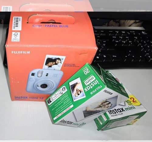 Фотоаппарат fujifilm instax mini 12   плёнка 38 шт