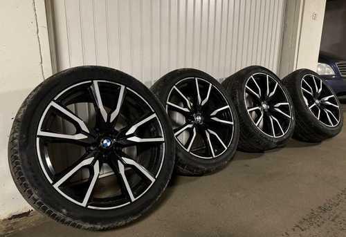 Комплект оригинальных колес BMW X7 G07 755M R22