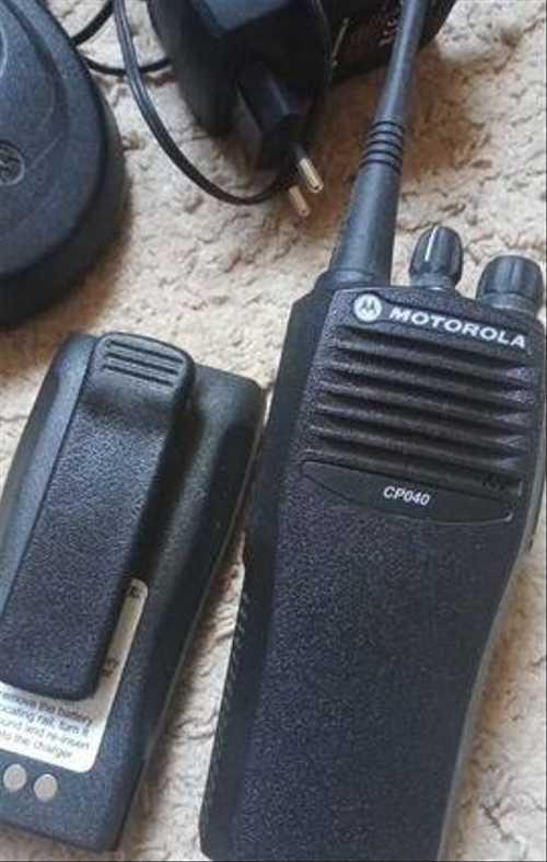 Рация Motorola cp040