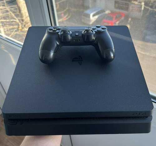 Sony playstation 4 slim