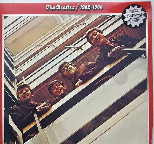 2 виниловые пластинки The Beatles -1962-1966