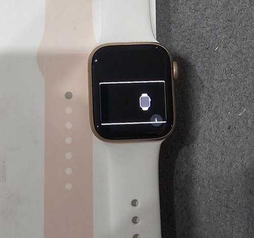 Часы apple watch 6 40 mm бу