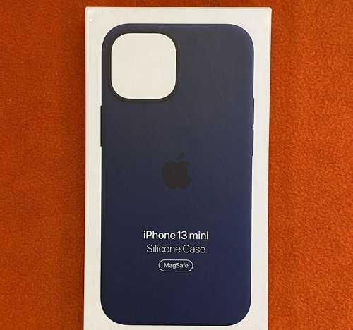 iPhone 13 mini Silicone Case Abyss Blue (New)