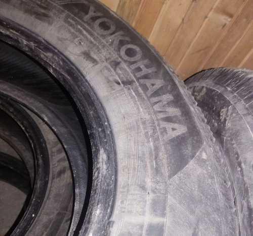 Yokohama Ice Guard IG20 245/70 R16