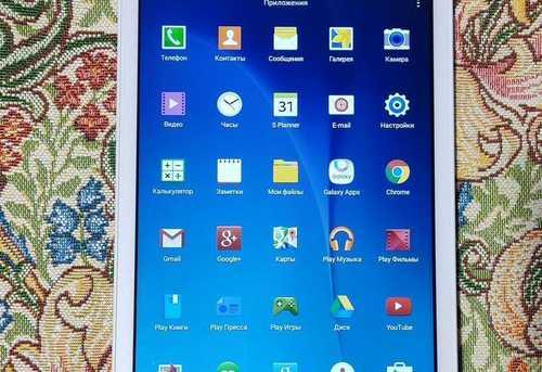 Планшет Samsung Galaxy Tab E SM-T561