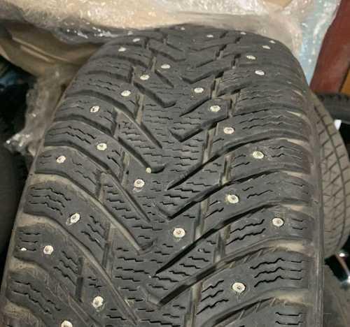 Nokian Tyres Hakkapeliitta 8 205/50 R17