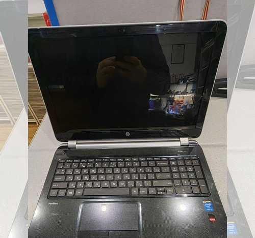 Ноутбук HP Pavilion 15-n073sr