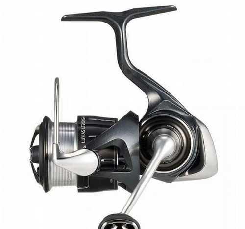 Катушка Daiwa 24 Luvias LT 2500S