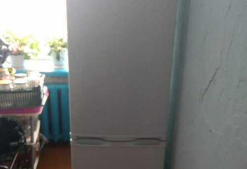 Холодильник leran