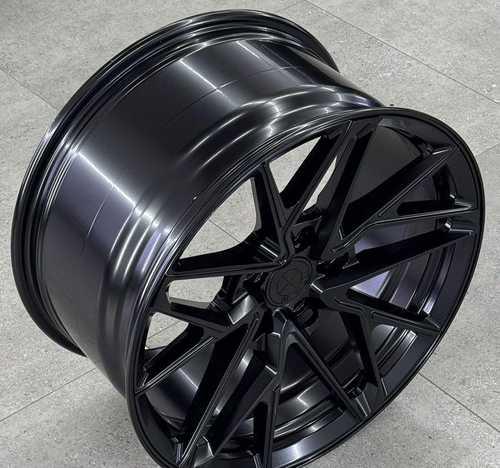 Новые диски vissol BMW r19 разноширокие 5/120