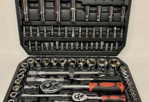 Инструменты в защитном чемодане 94 предмета