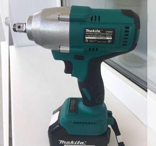 Гайковерт аккумуляторный makita Dtw 680