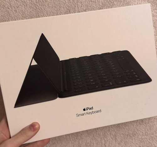 Клавиатура iPad SMART Keyboard