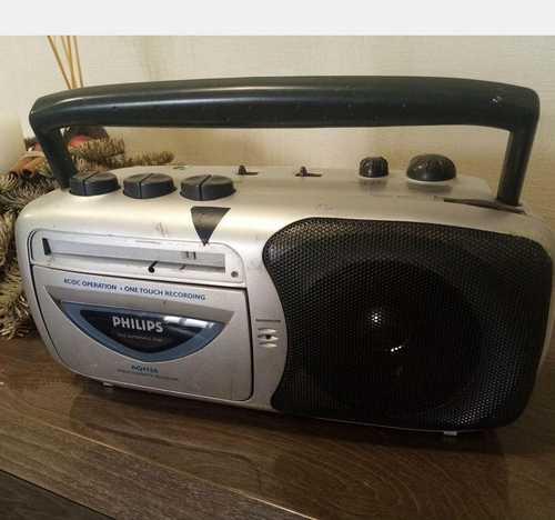 Кассетная магнитола Philips AQ4150