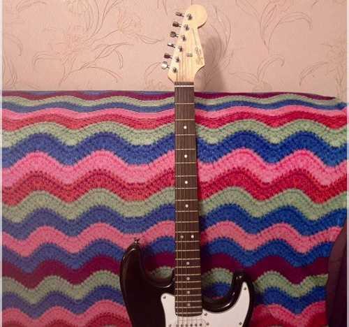 Fender squier stratocaster black