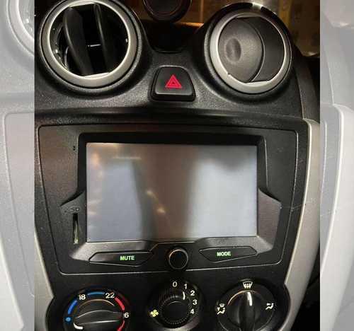 Автомагнитола гранта люкс MMC2190