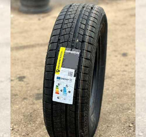 Roadmarch Snowrover 868 235/45 R18 82T