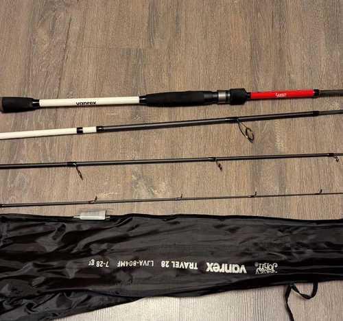 Спиннинг Lucky john travel 28 с катушкой Daiwa 20