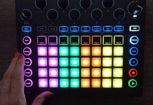 Сэмплер/Грувбокс Novation Circuit