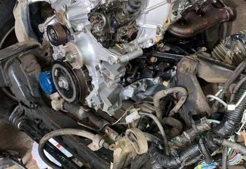 Двигатель в сборе на Nissan Navara 2010-2015