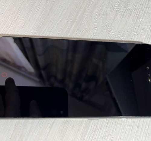 ZTE Nubia Z9, 3/32 ГБ
