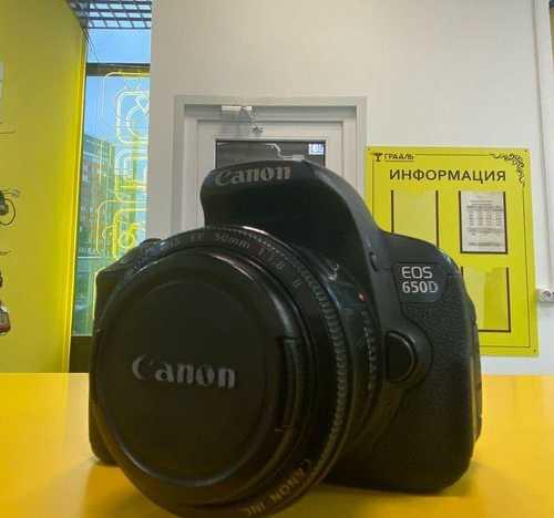 Зеркальный фотоаппарат Canon EOS 650D