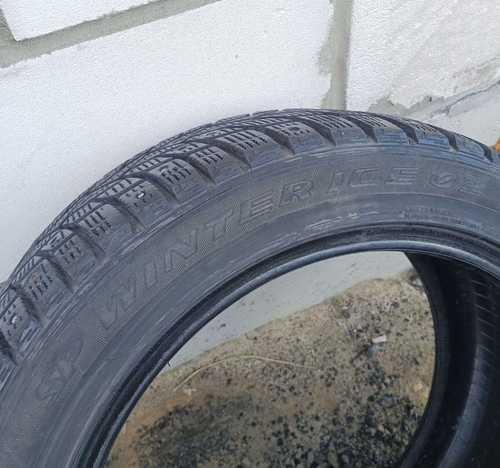 Dunlop SP Winter Ice 02 245/45 R17 56D