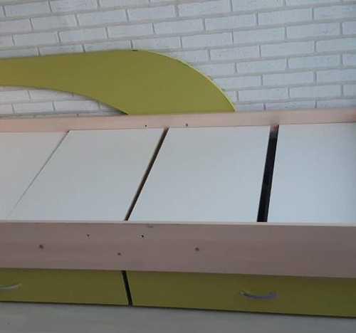 Кровать 90*200