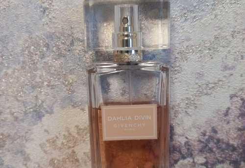 Givenchy Dahlia Divin Nude eau de parfum