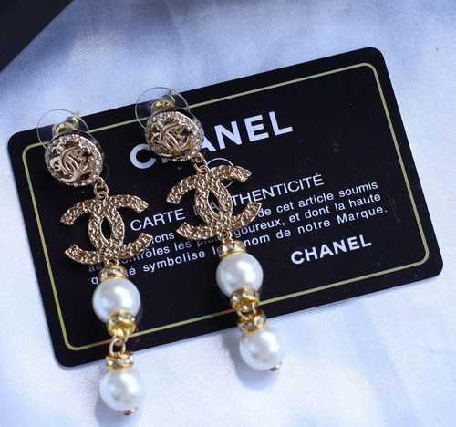 Серьги Chanel