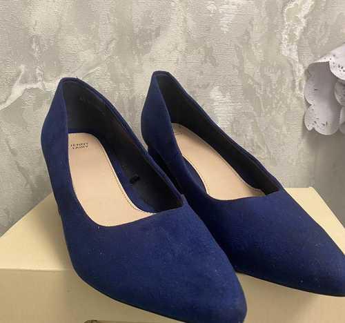 Туфли женские р.40 замшевые