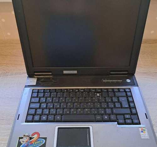 Ноутбук asus A4000