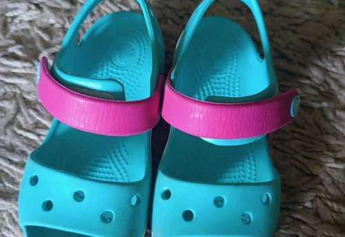 Сандалии crocs c10