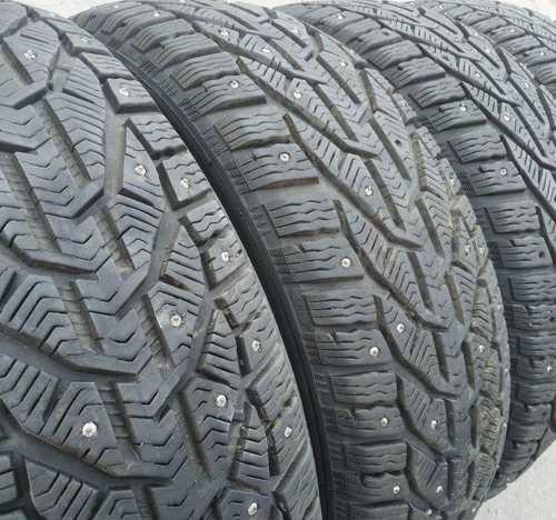 Tigar Ice 215/55 R17
