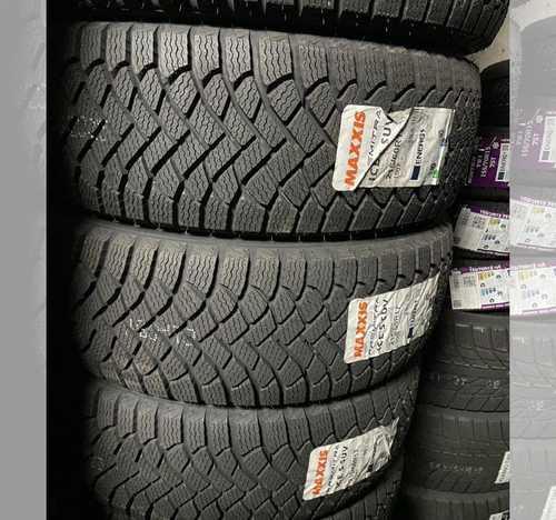 Maxxis Premitra Ice 5 SUV / SP5 215/60 R17 100T