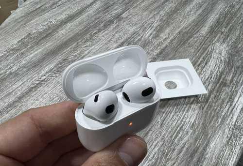 Apple AirPods 3 MagSafe Charging Case