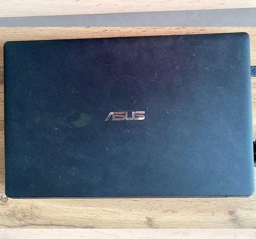 Ноутбук asus