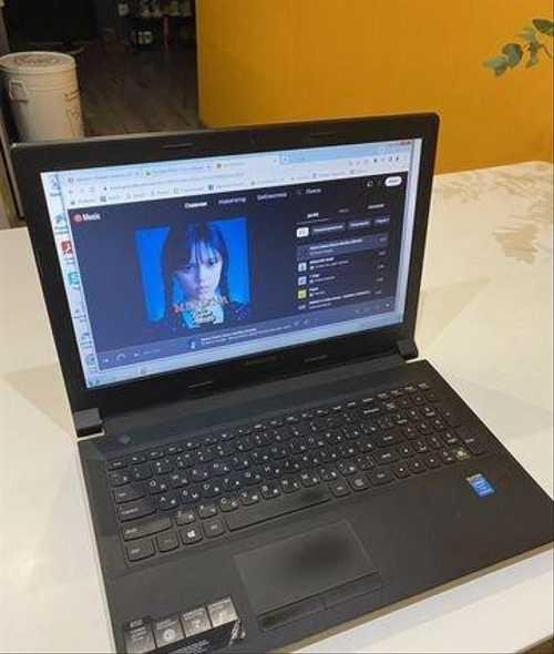 Ноутбуе Lenovo b50 30